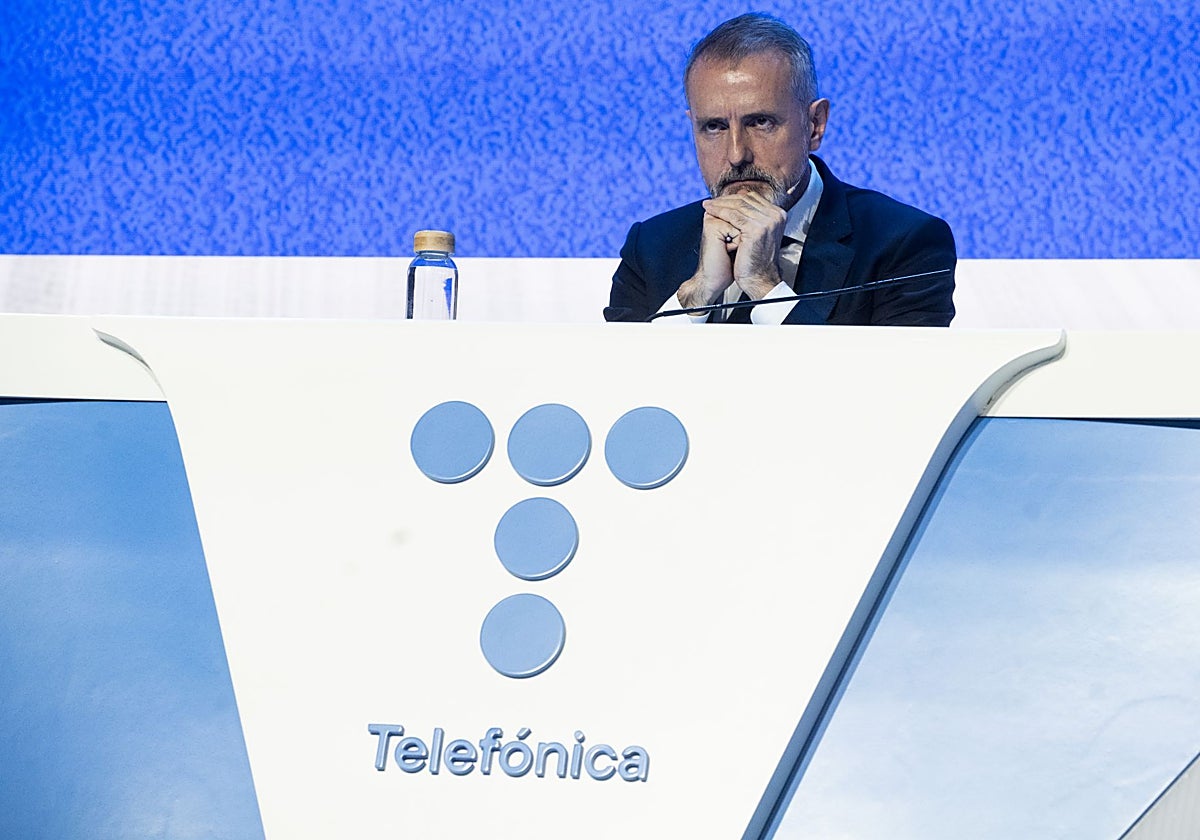 Competencia libra a Telefónica de la obligación de ofrecer el acceso a ...