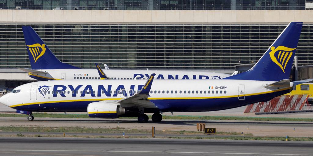 Cuánto dinero cobra un piloto de Ryanair en 2025: sueldo base y ...