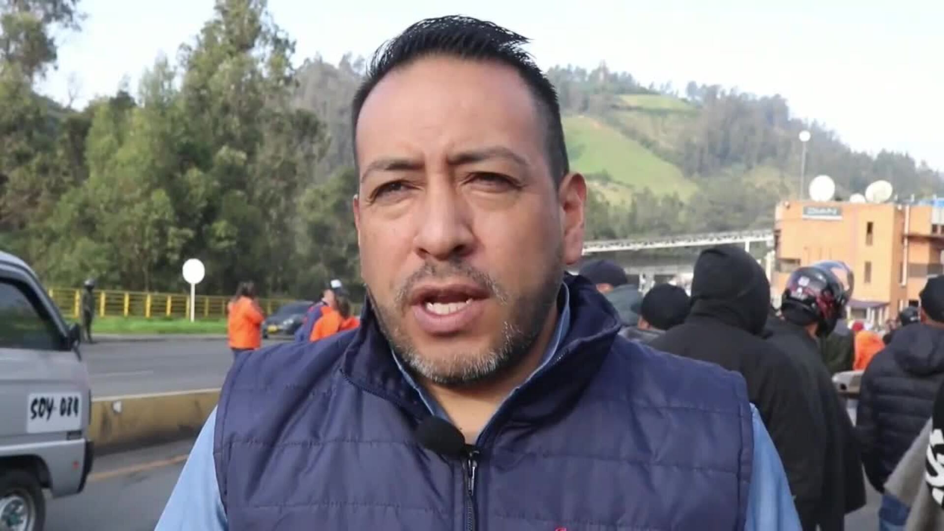 Reabierto el paso fronterizo entre Ecuador y Colombia tras 19 días de ...