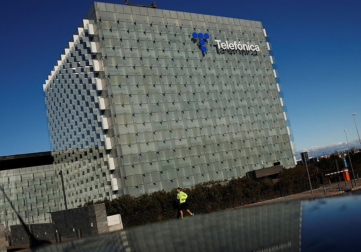 Telefónica acelera su salida de América Latina tras la venta de su ...