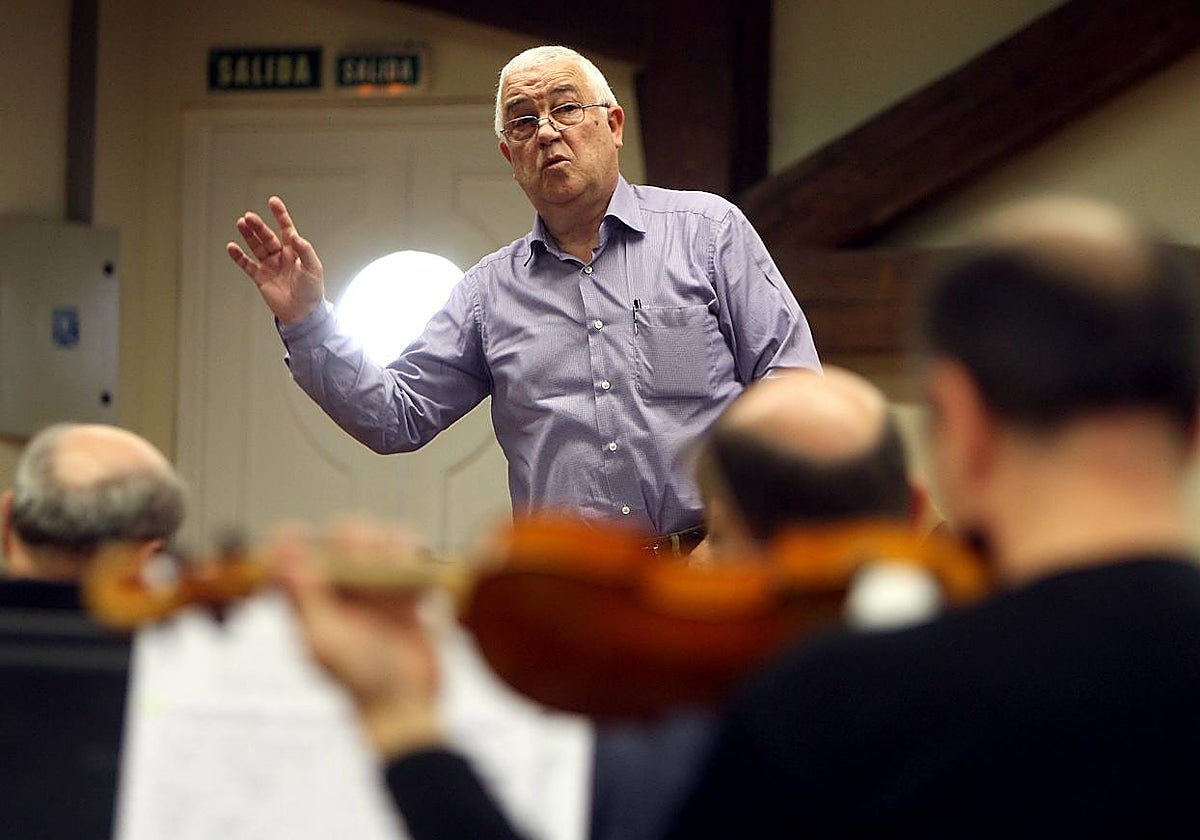 El compositor Abel Moreno Gómez, Bombardino de las Capas Pardas de Zamora 2023