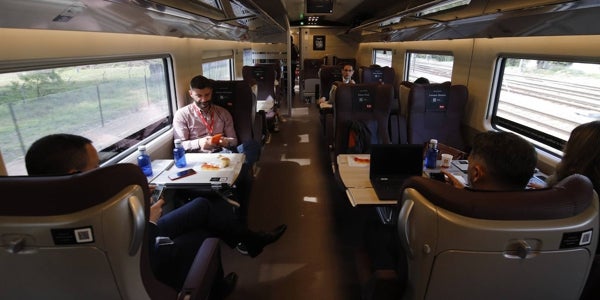 Descubre cómo son los trenes de Iryo, en los que ya se puede montar