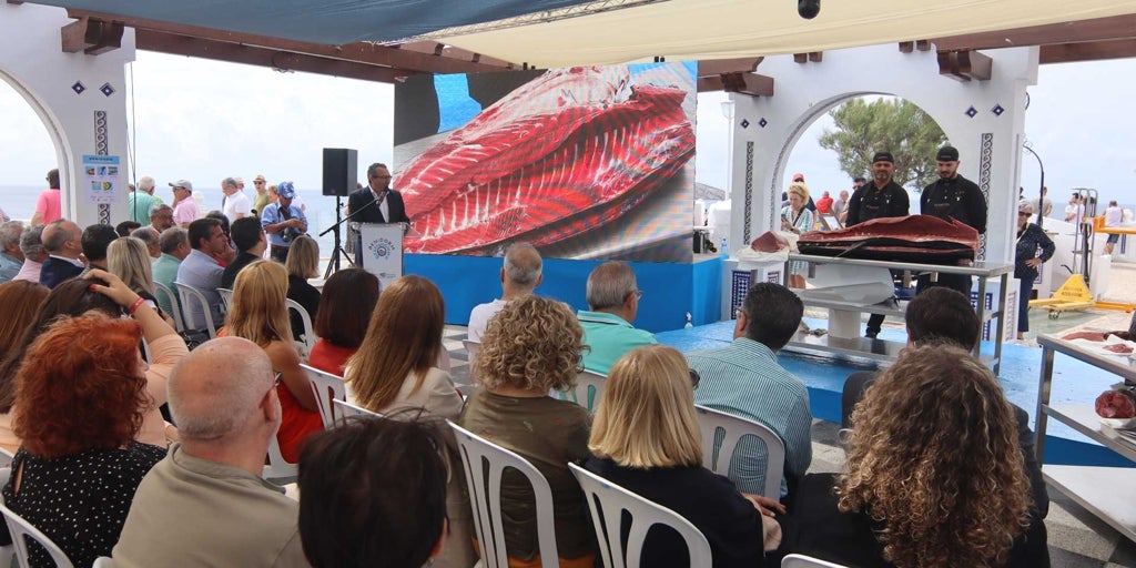 El ronqueo de un ejemplar de 170 kilos prologa las terceras Jornadas ...