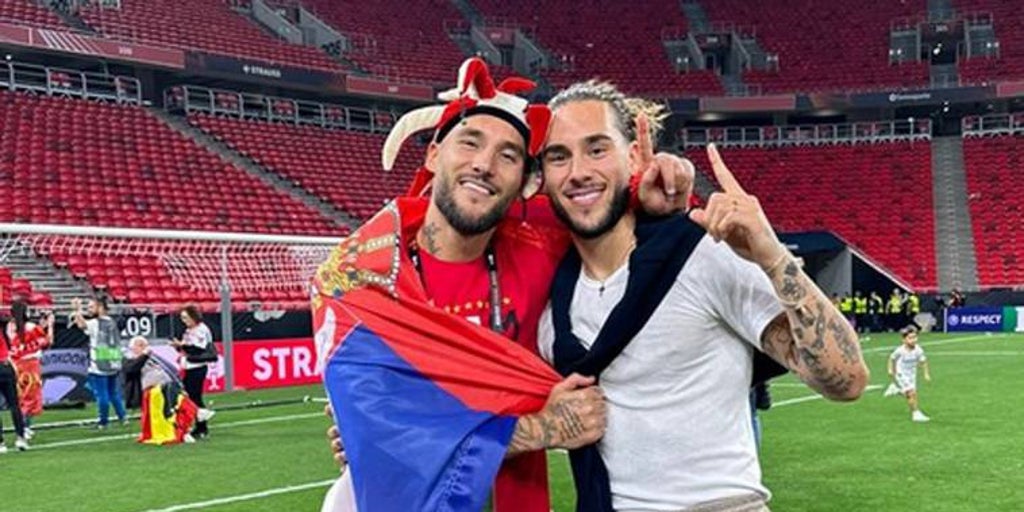 Dragisa Gudelj comparte la alegría de la Europa League con su hermano