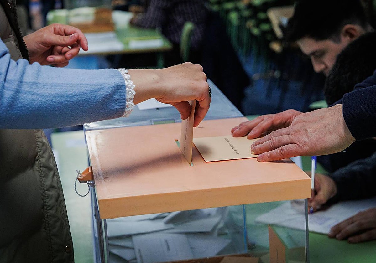 ABC publica mañana el barómetro de GAD3 con la intención de voto para el 23J