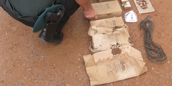 La Guardia Civil explosiona diez kilos de dinamita hallados en un ...