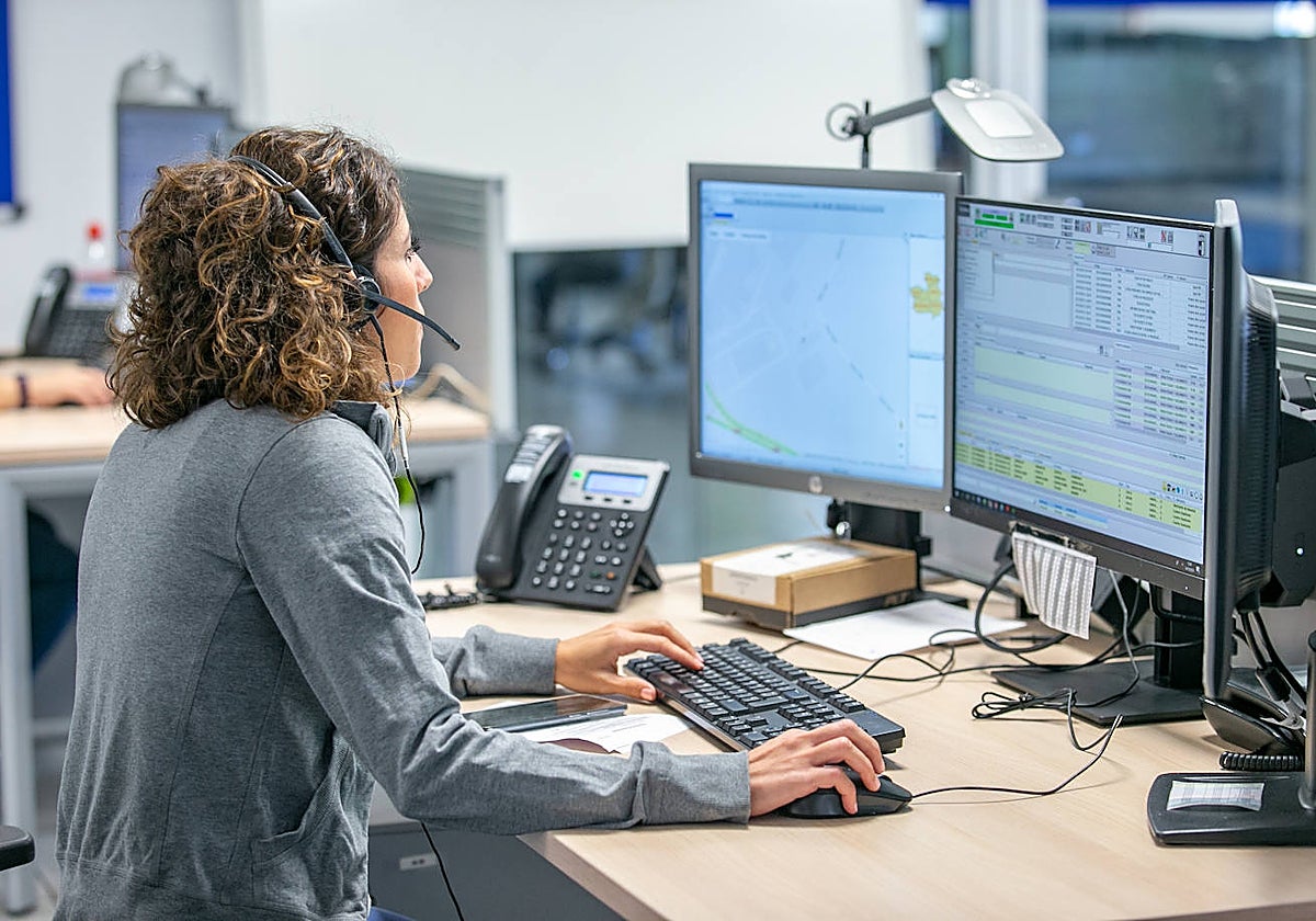 Cada día 270 andaluces llaman a la Teleasistencia sólo para conversar