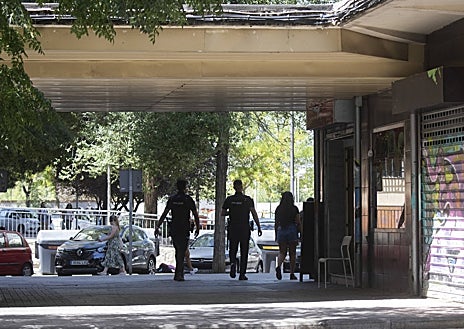 San Cristóbal, el barrio de Madrid azotado por la venta de droga: «Es ...