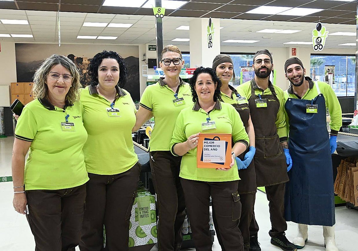 Family Cash, el supermercado más barato de España, gana el premio a ...