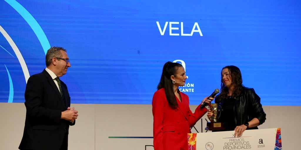 La regatista Ascensión Roca de Togores y el ciclista Felipe Orts ...