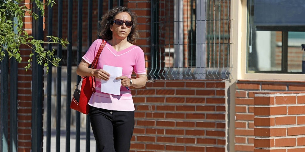 Noelia de Mingo vuelve al banquillo por apuñalar a dos empleadas de un ...