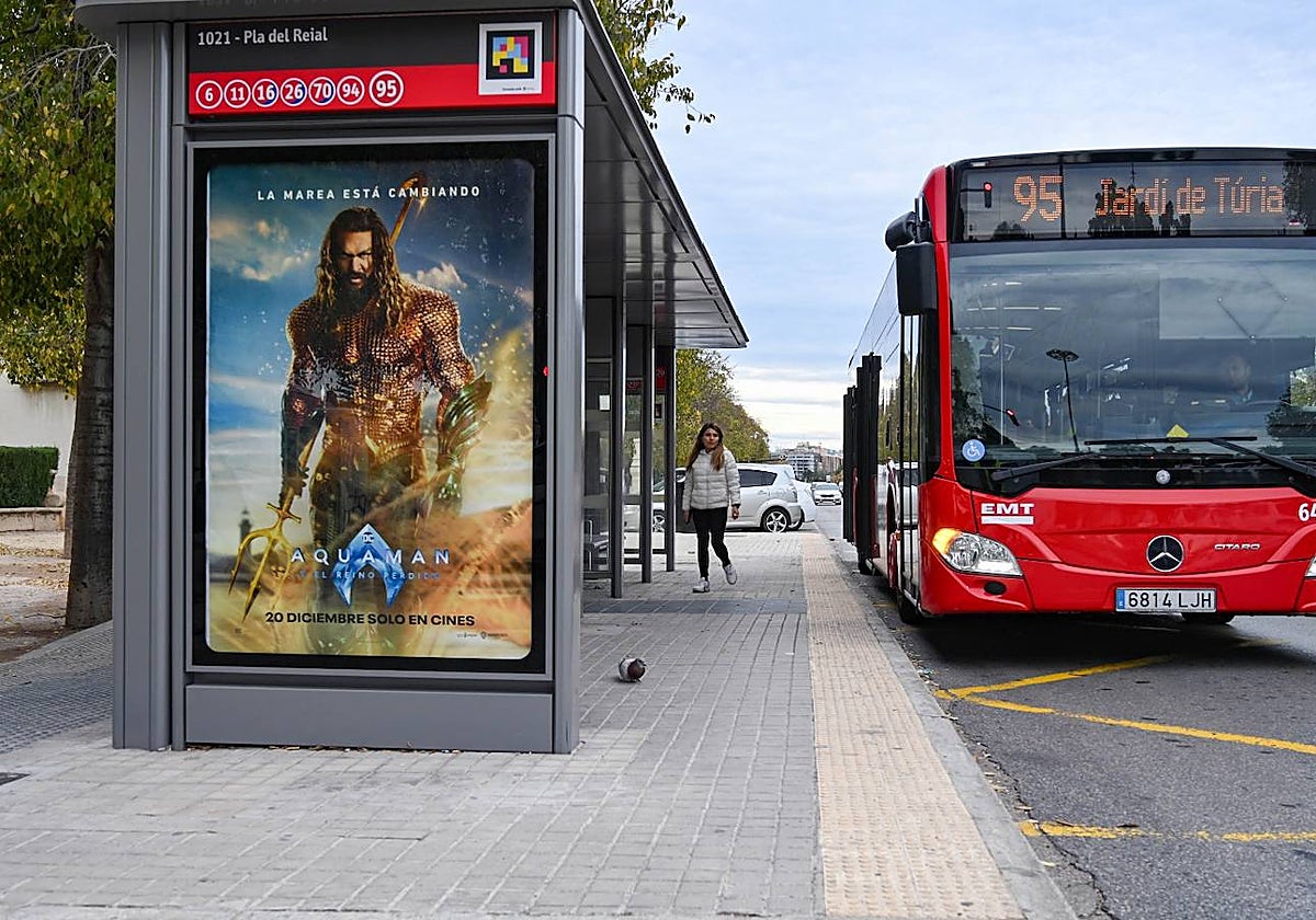 El Ayuntamiento de Valencia hará accesibles 740 paradas de transporte ...