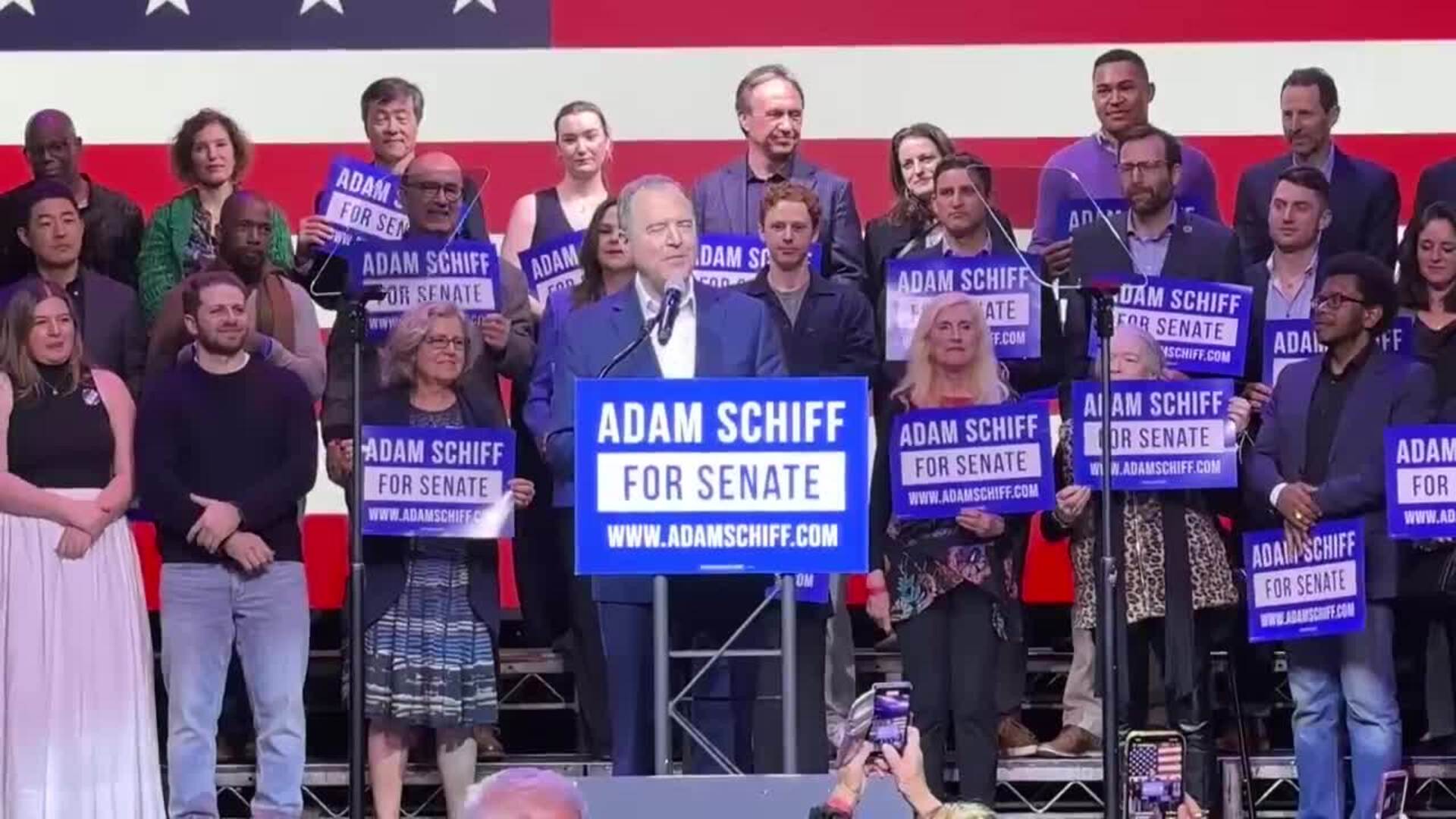 El congresista Adam Schiff y el exbeisbolista Steve Garvey optarán el ...