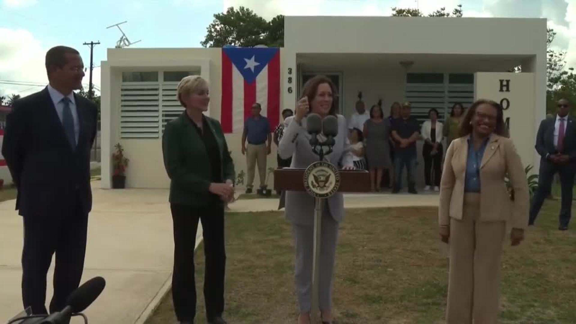 Harris destaca la millonaria ayuda a Puerto Rico pero reconoce que "hay ...