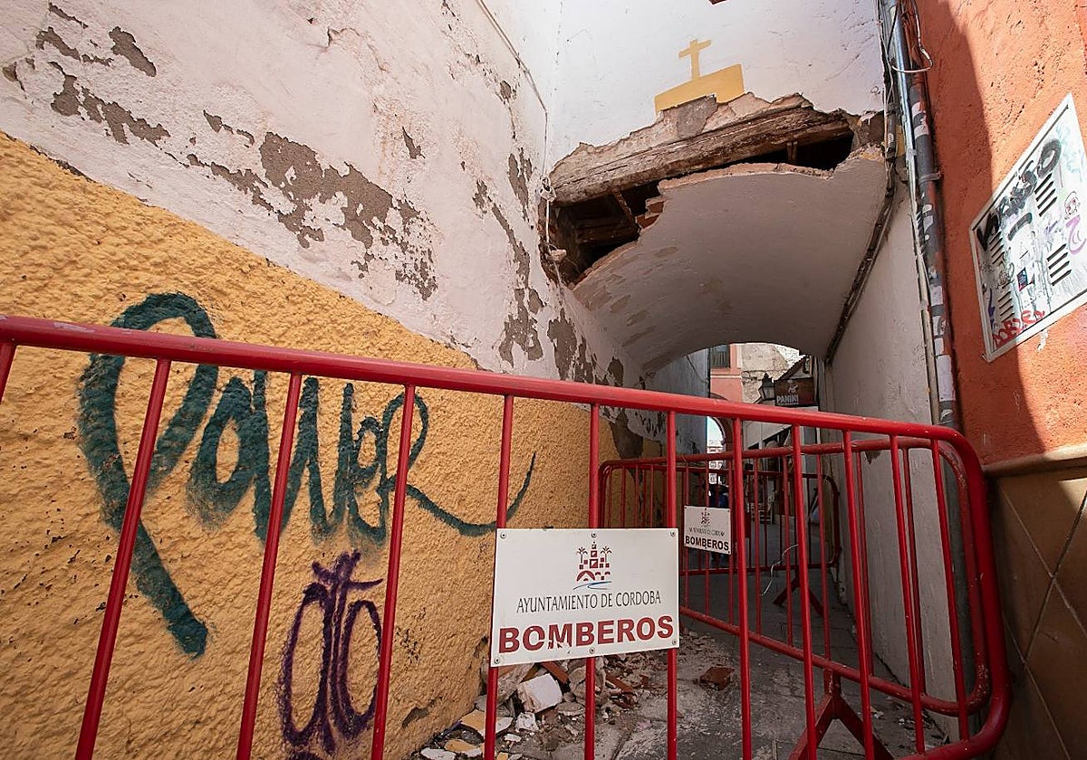 El exterior del camarín de la Virgen del Socorro sufre un ...