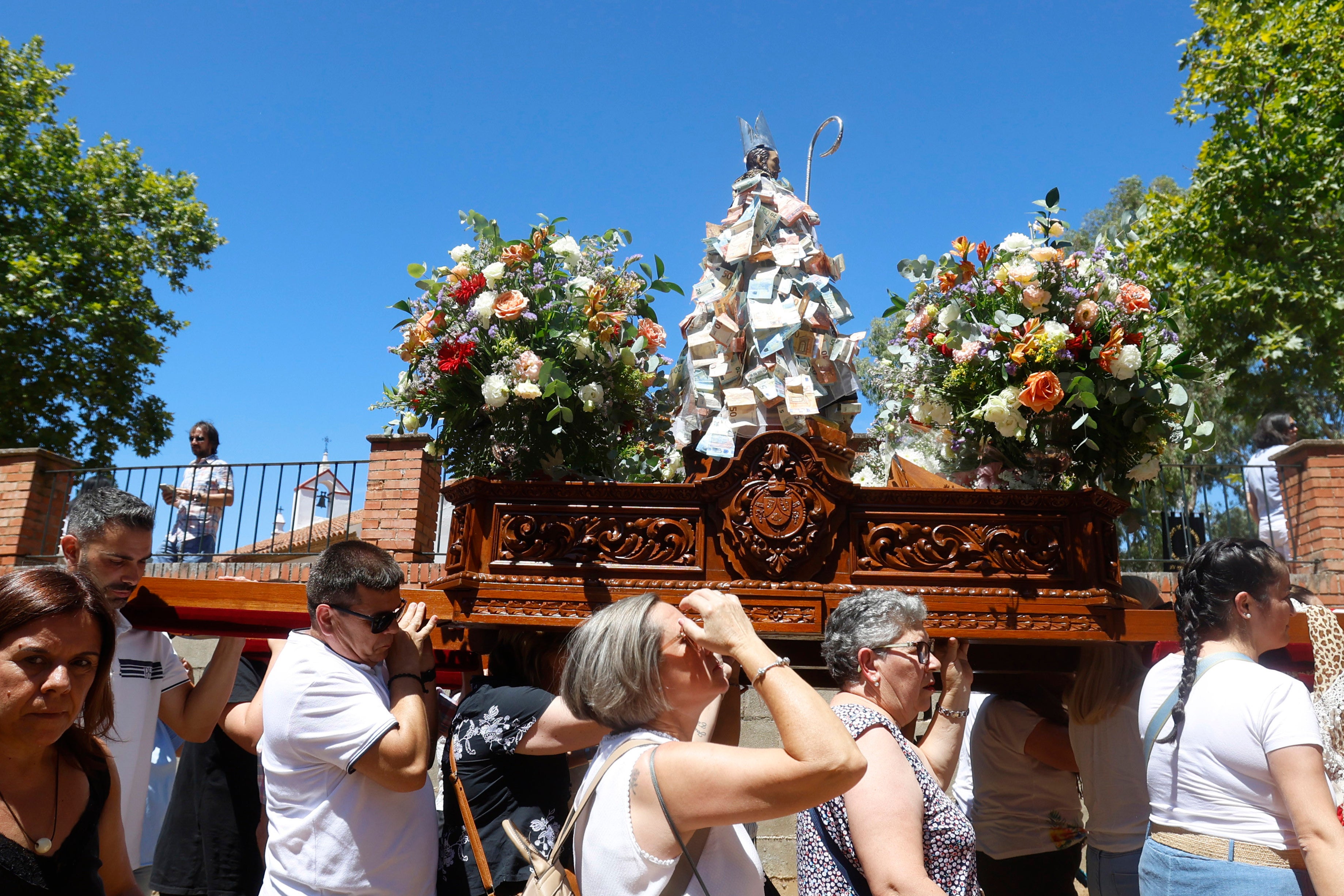 Las mejores imágenes de la curiosa Danza de las Espadas de Obejo