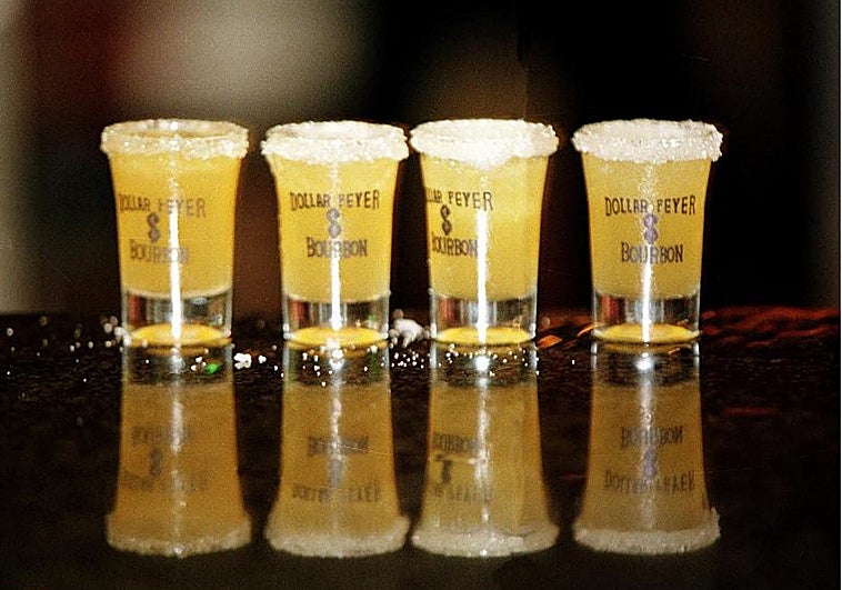 «Después de una cuenta de 250 euros nos cobraron los chupitos de ...