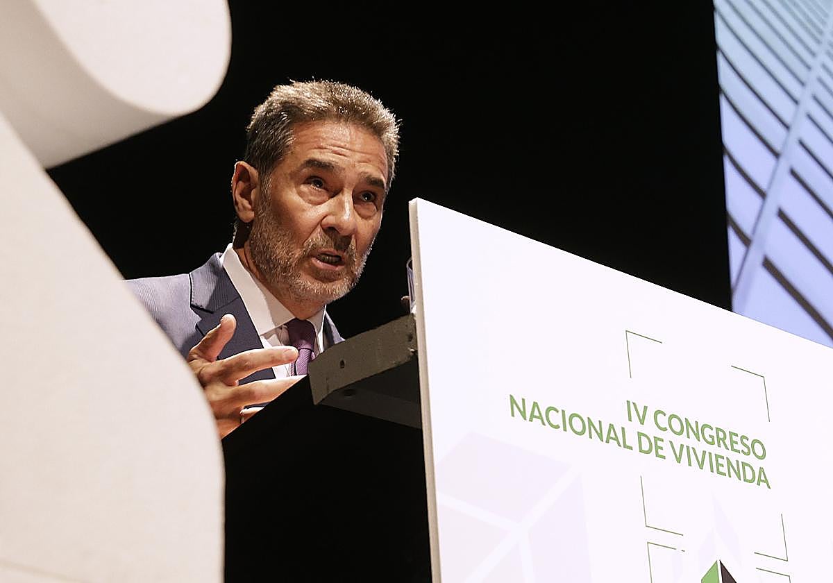 Juan Antonio Gómez-Pintado: «El 50% del precio de una vivienda son ...