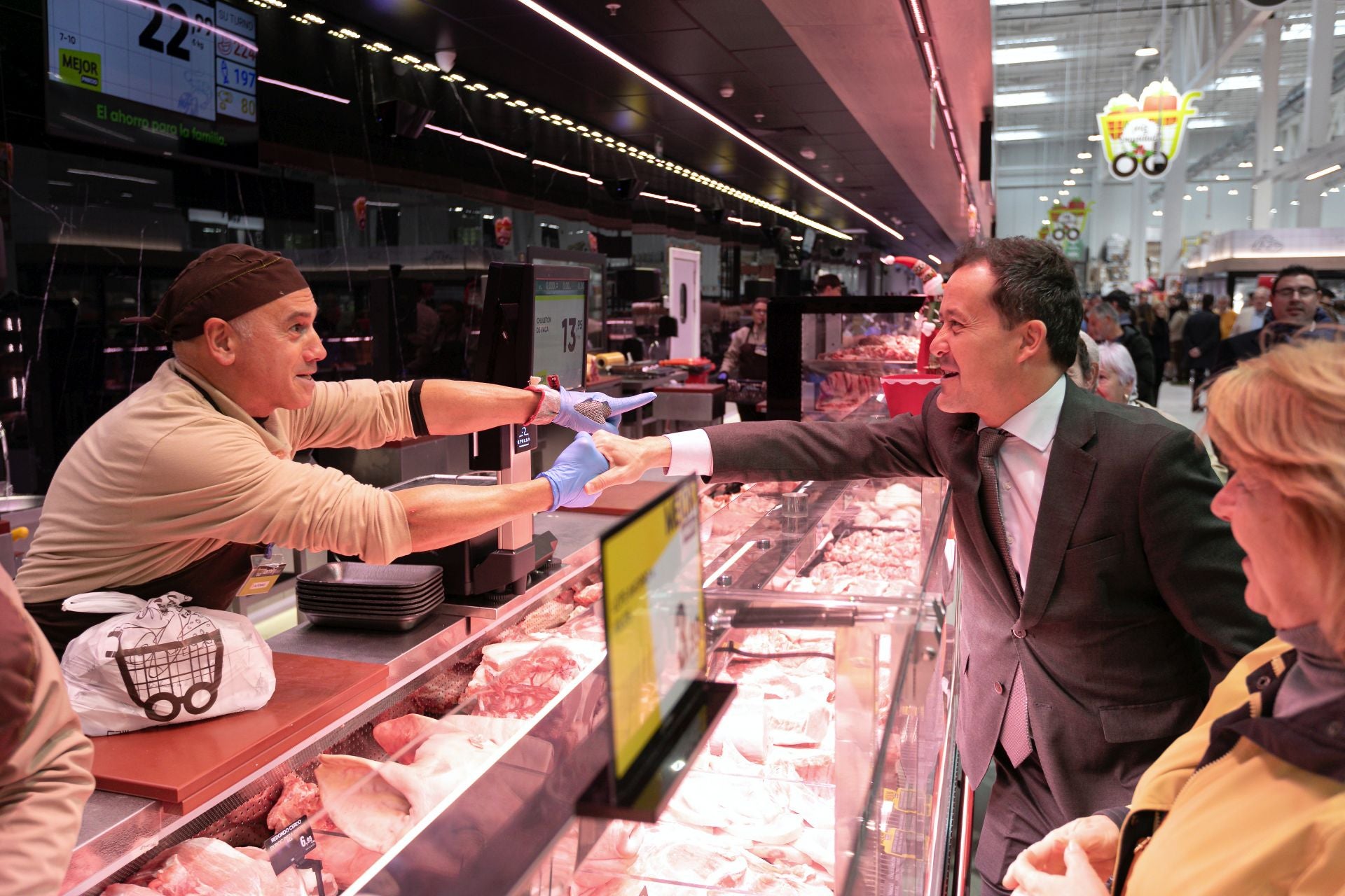 En imágenes: Family Cash llega al centro comercial Fusión de Toledo