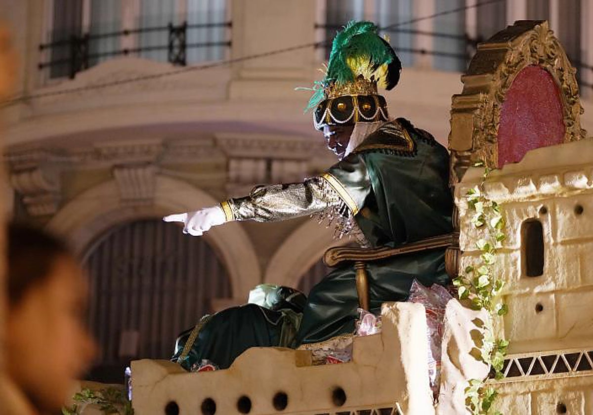Cabalgata de Reyes Magos Valencia: horario, recorrido y cortes de ...
