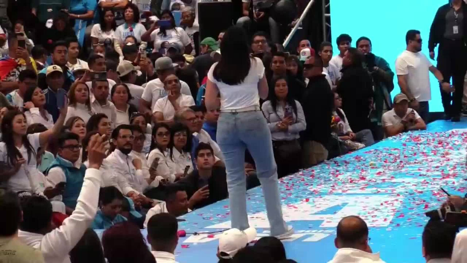 La candidata del correísmo asevera que van a "revivir" al Ecuador