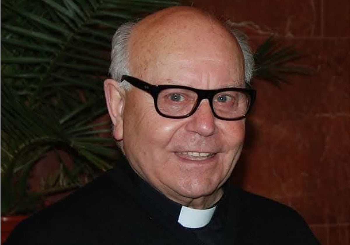Muere a los 87 años Francisco Ramírez, párroco emérito de San Francisco ...