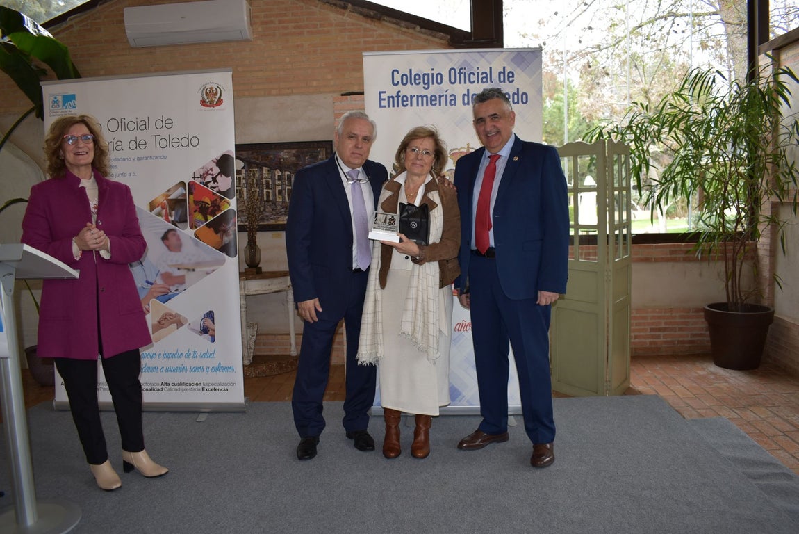Mari Paz Ruiz, en el homenaje a las enfermeras jubiladas, defiende la ...