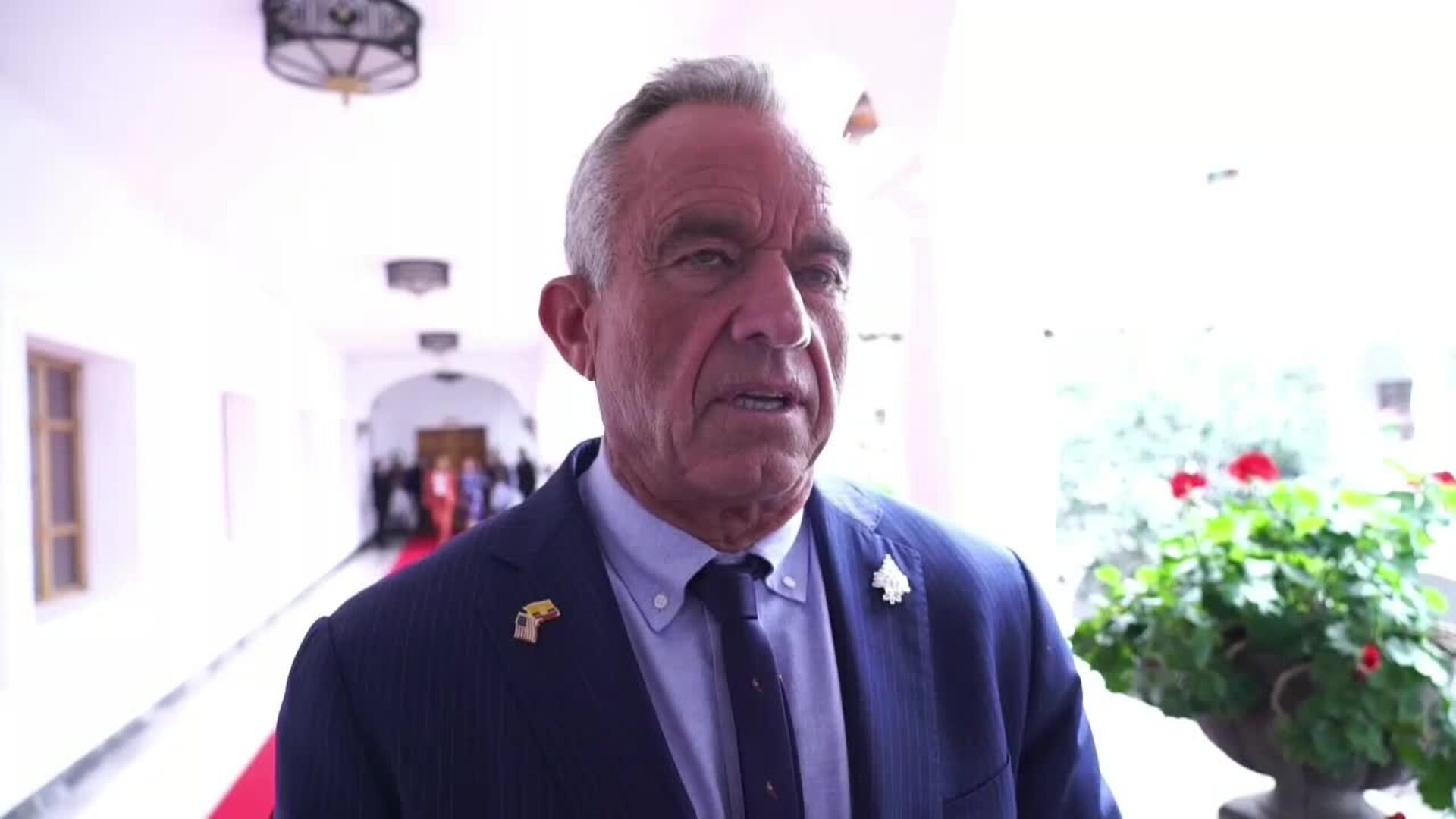 Noboa se reúne con delegaciones de Perú y EE.UU. tras su posesión