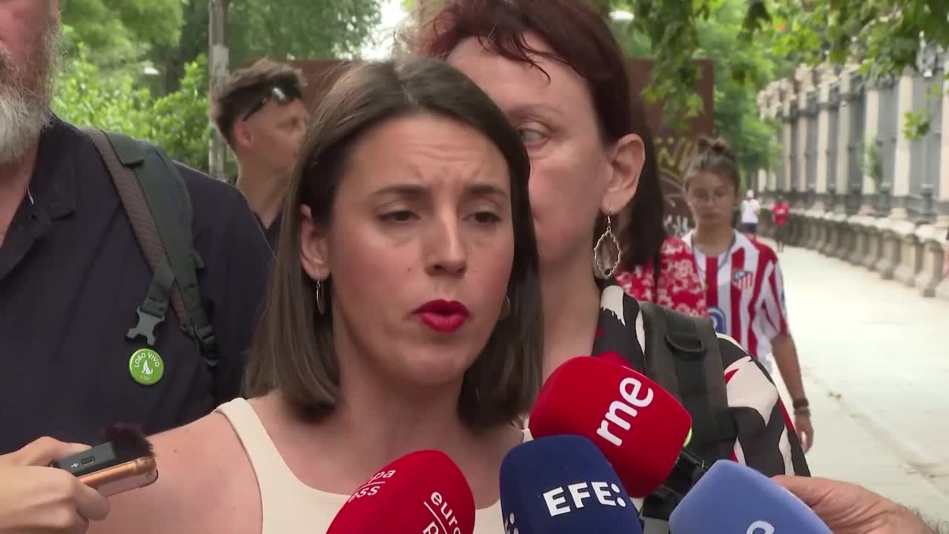Irene Montero critica que el Gobierno pida "desescalada y contención" a ...