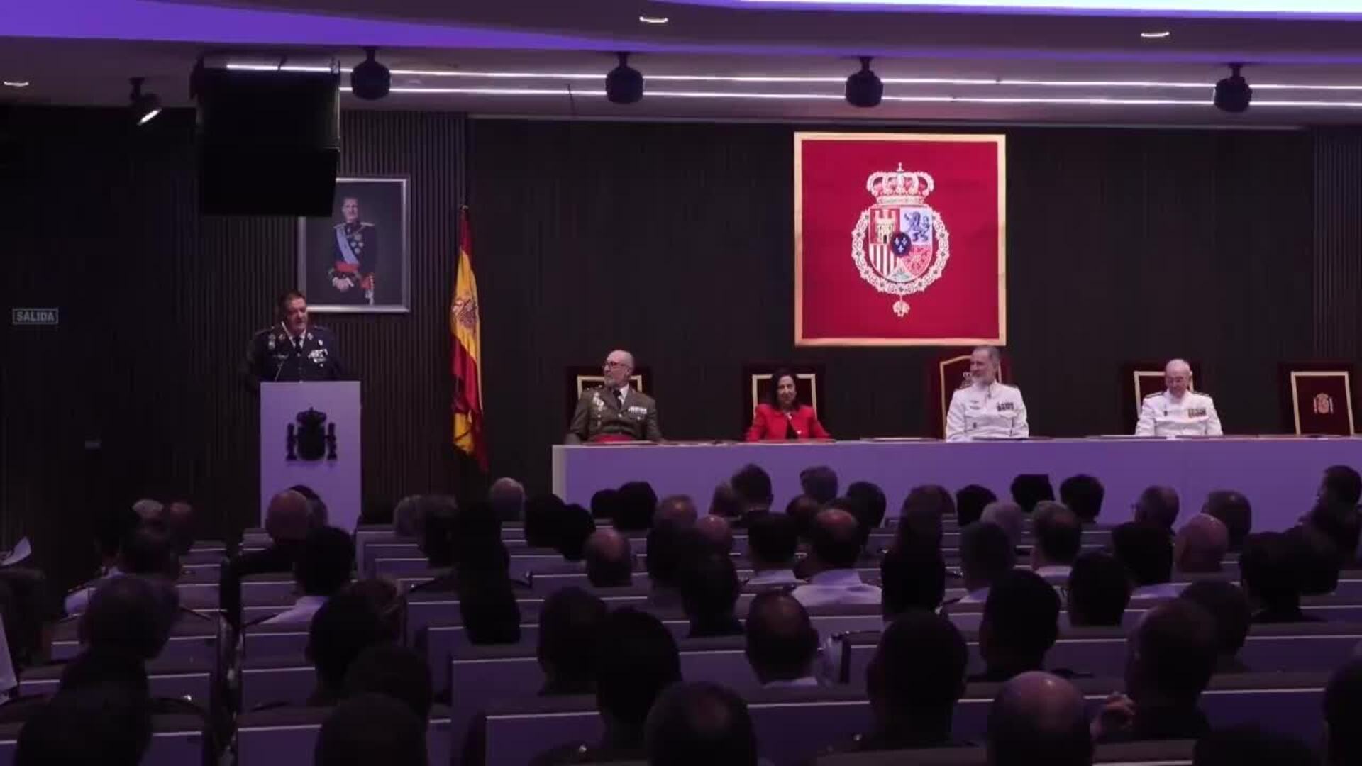 El rey preside la entrega de diplomas del Curso del Estado Mayor