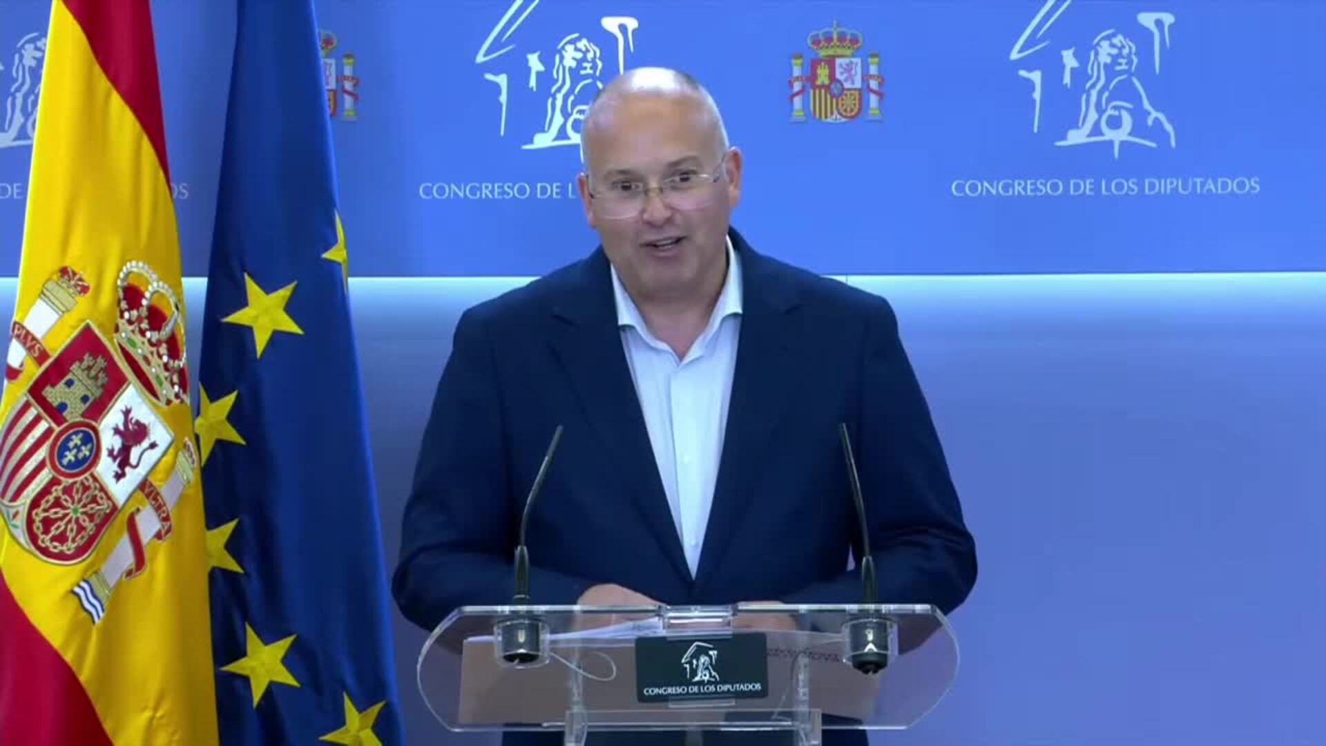 Miguel Tellado gana enteros como segundo de Feijóo y deja su futuro en ...