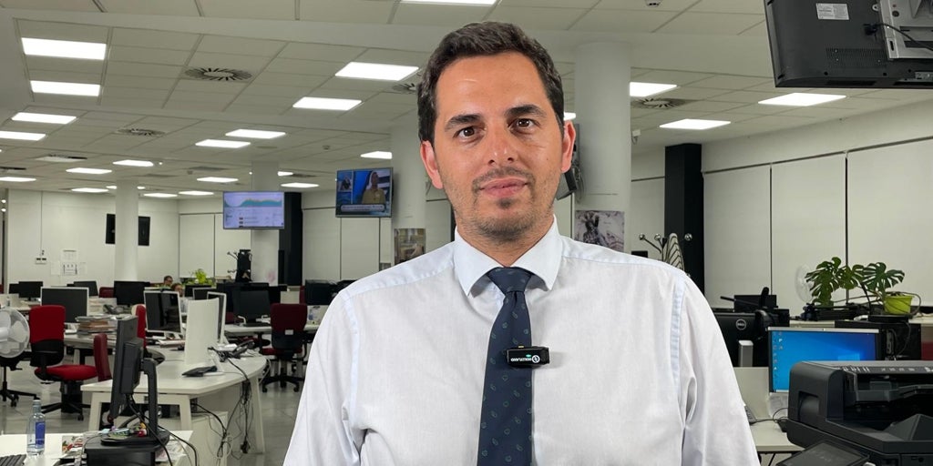 Javier Macías: «Sánchez necesitaba un títere y encontró a Juan Espadas»