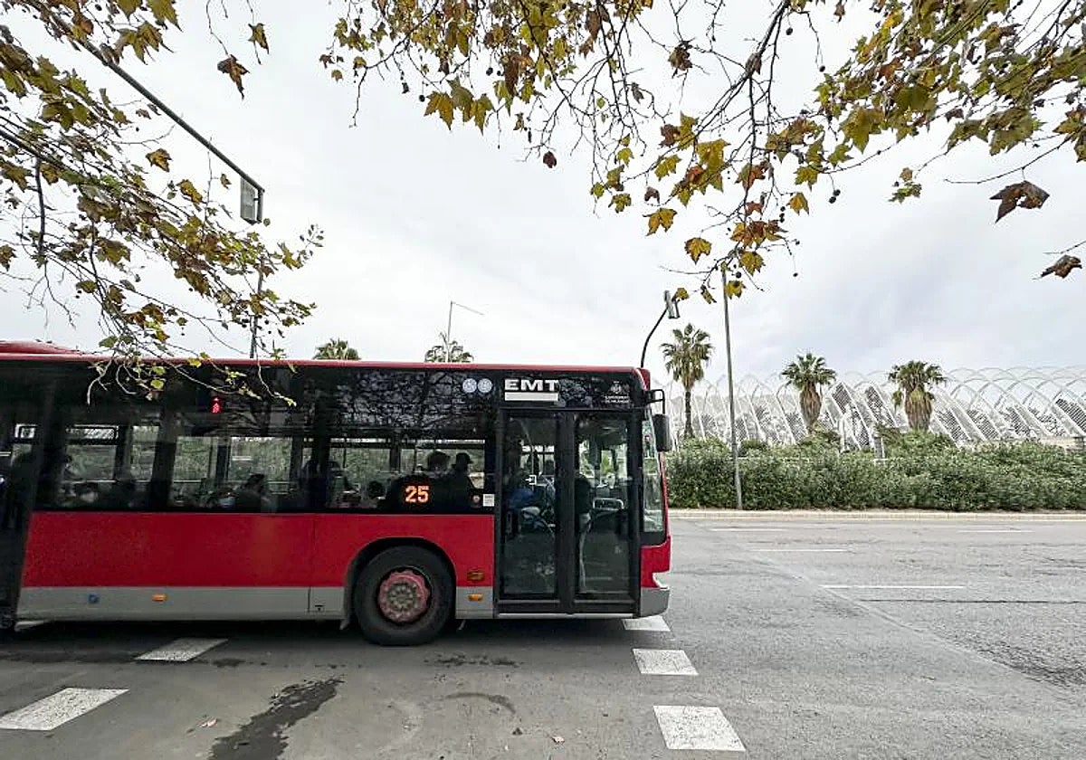 Las dos nuevas líneas de autobús de la EMT que conectarán el centro y ...