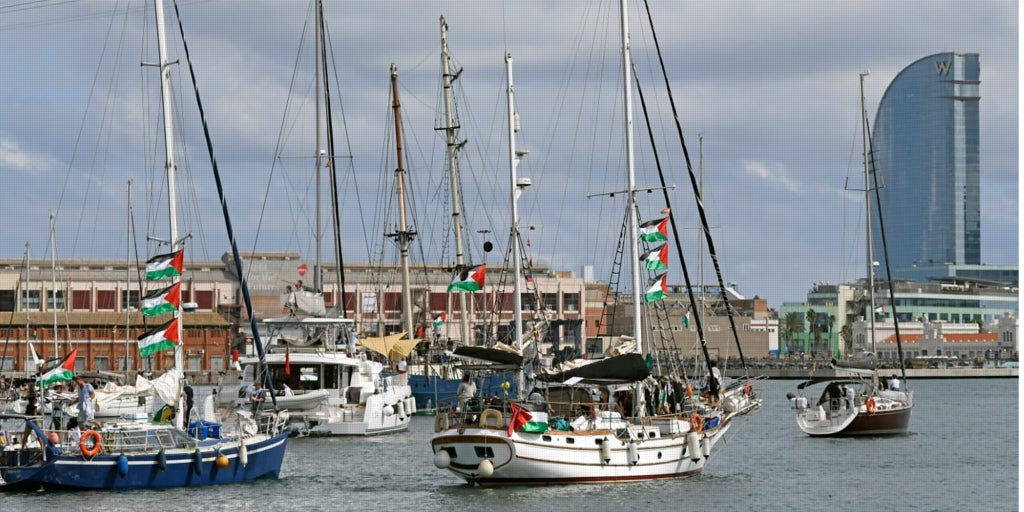 La flotilla hacia Gaza parte desde Barcelona: Greta Thunberg y Colau, a bordo
