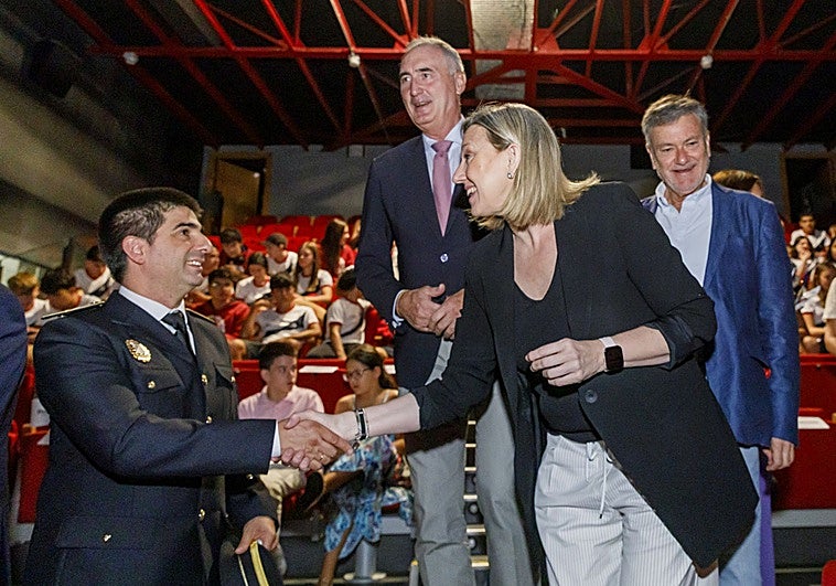 Isabel Blanco ensalza la feminización de los ámbitos científico y ...