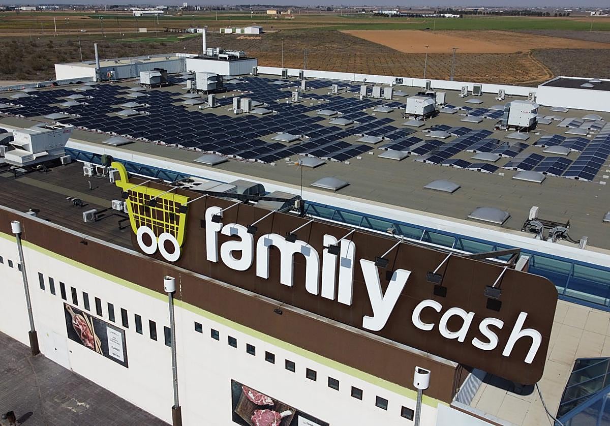 La historia de Family Cash: de dónde viene, quién es su dueño y cómo se ...