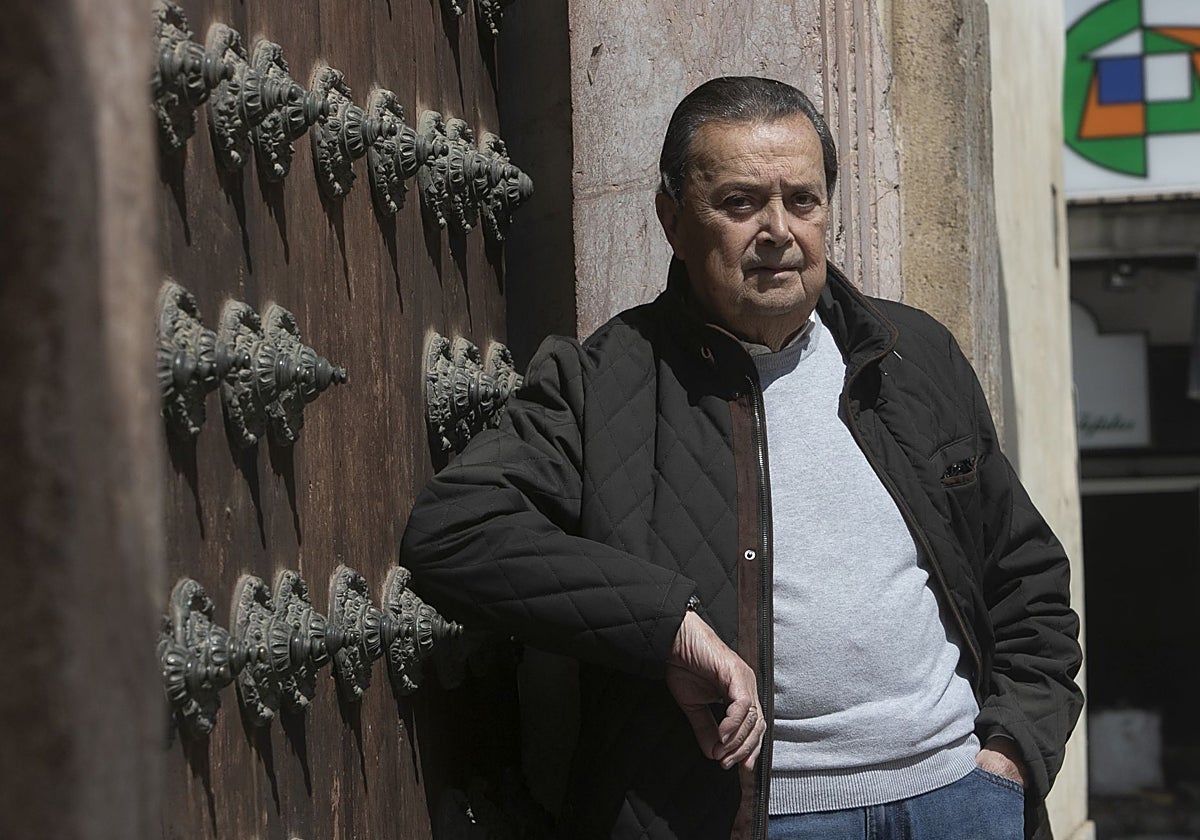 Muere el cofrade Enrique León Encuentra, ex hermano mayor de la cofradía del Cristo de Gracia de ...