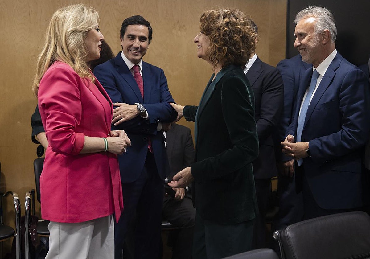 María Jesús Montero no remite a la Junta de Andalucía «los papeles» del ...