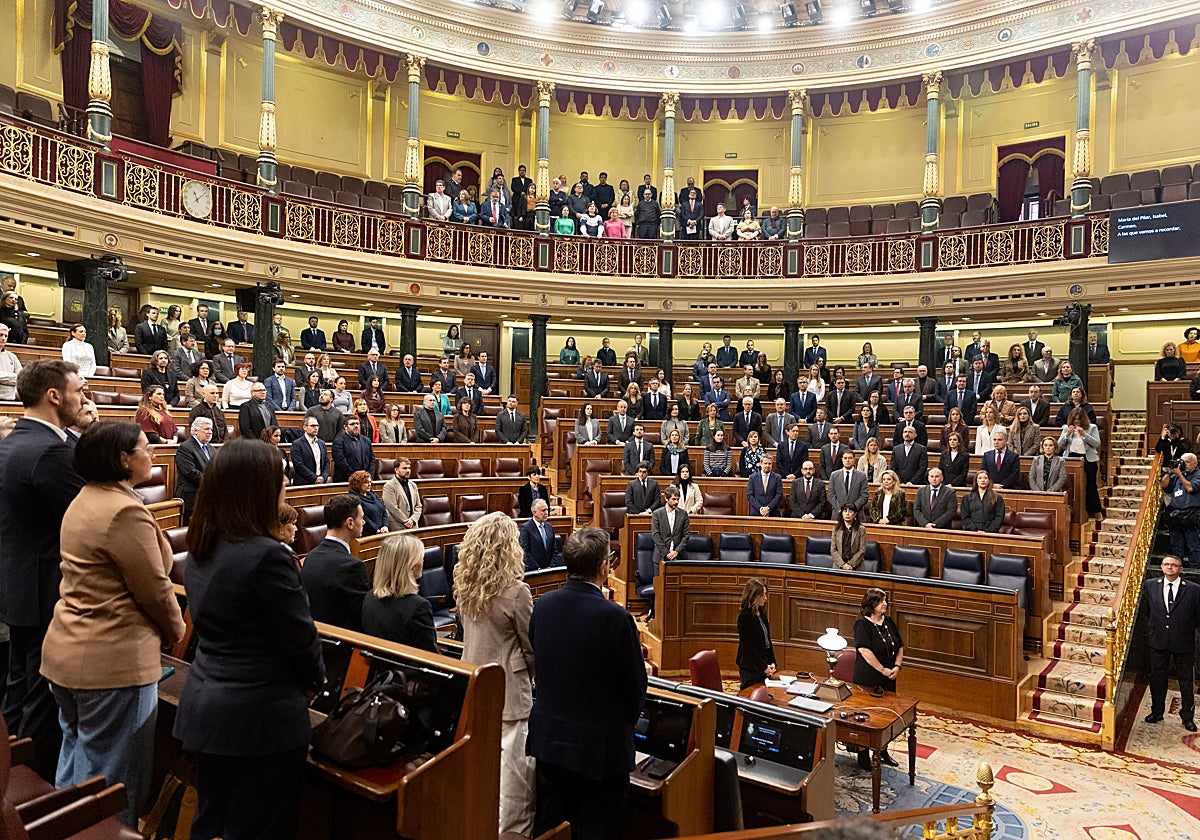 Parón absoluto de la agenda política nacional por el accidente ...