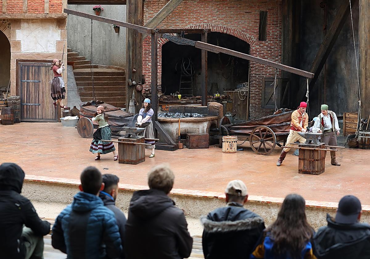 Puy du Fou confirma la querella contra su ex-CEO en España por ...