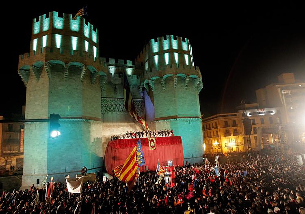 El 'superdomingo fallero' de la Crida 2026 de las Fallas: programa de ...