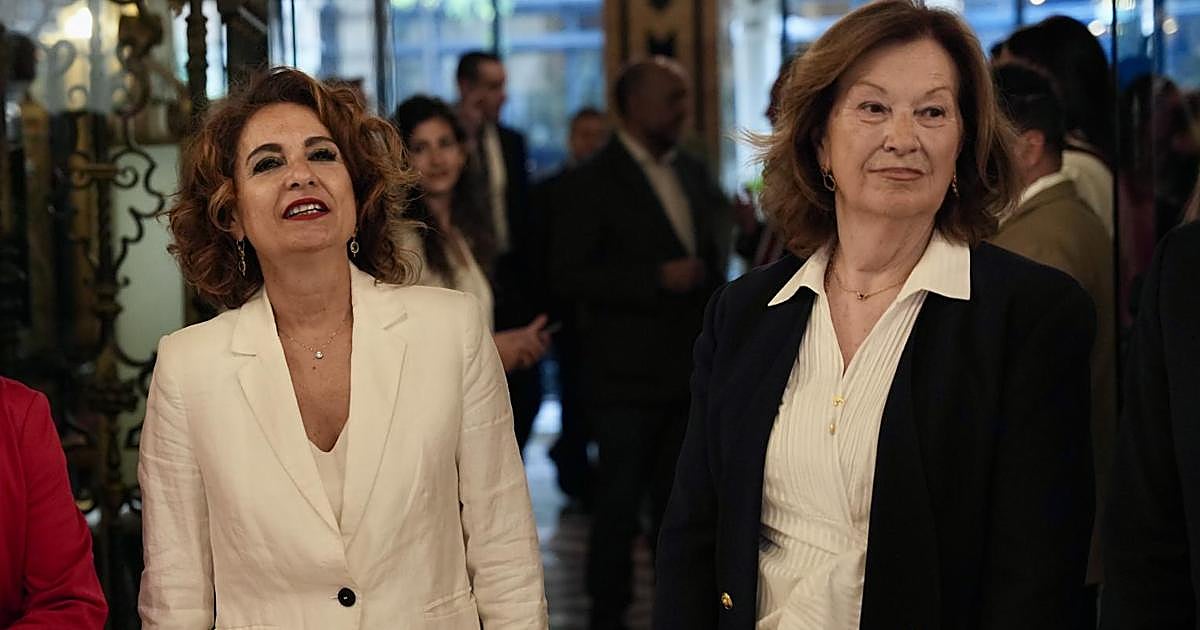 María Jesús Montero se rodea de la vieja guardia para recuperar el voto ...