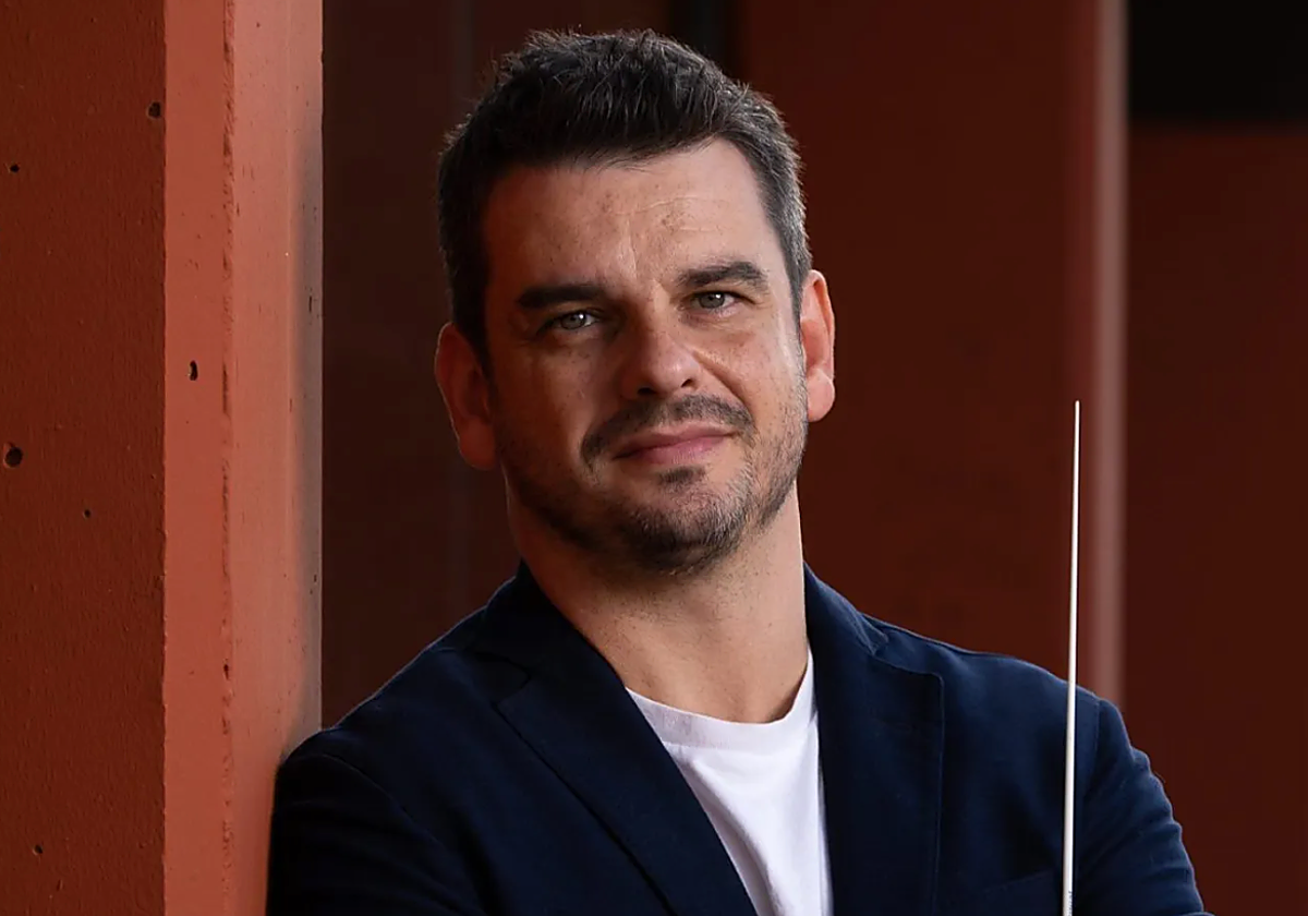 Muere a los 43 años el director de orquesta malagueño Víctor Eloy López ...