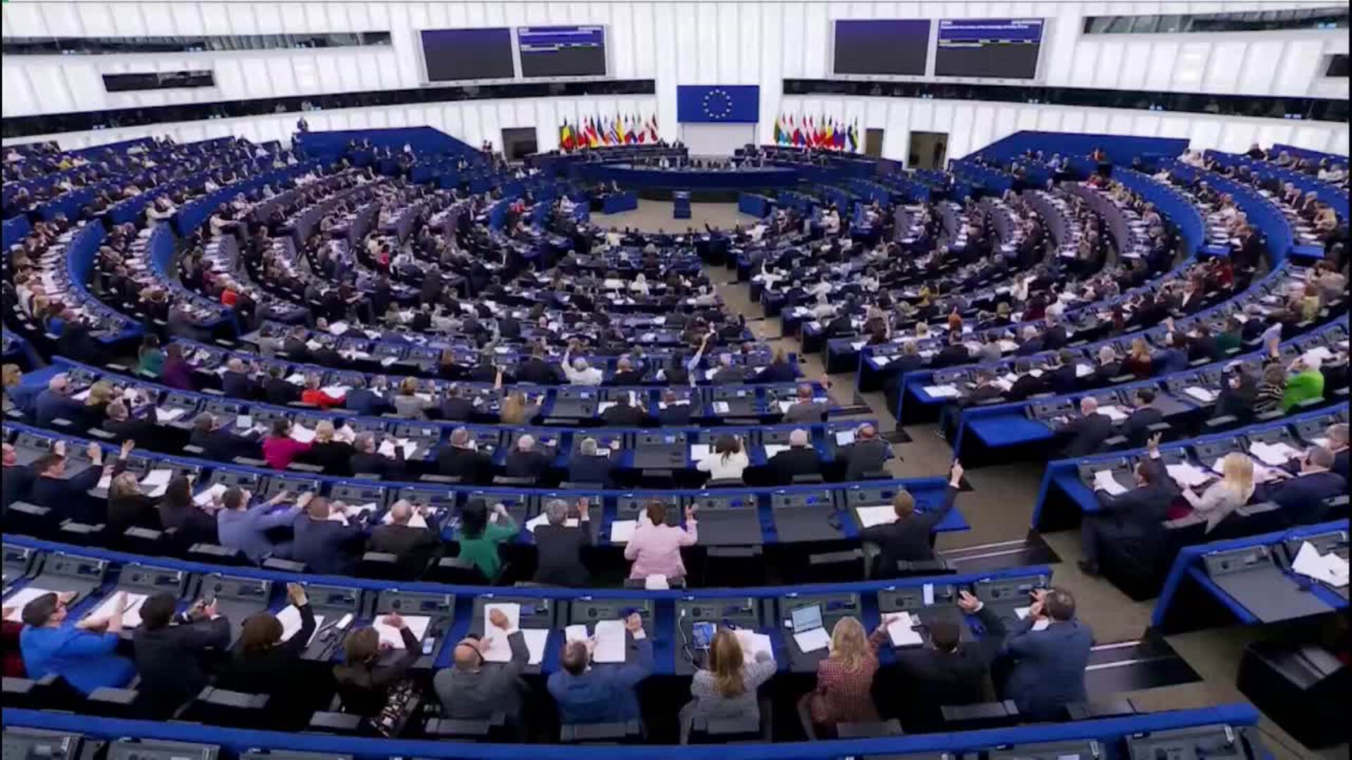 La Eurocámara retira la inmunidad a Alvise por la supuesta financiación ...
