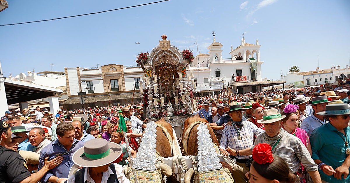 El Rocío combate las altas temperaturas con el intenso fervor de las ...