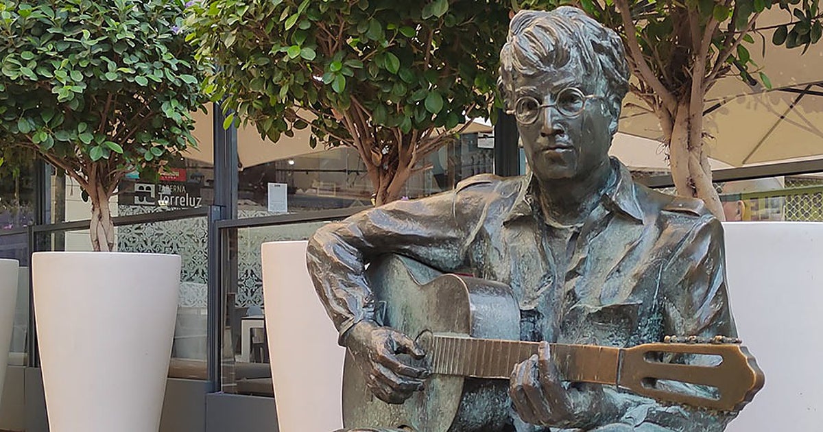 Almería revive el paso de John Lennon para el 'biopic' de Sam Mendes ...