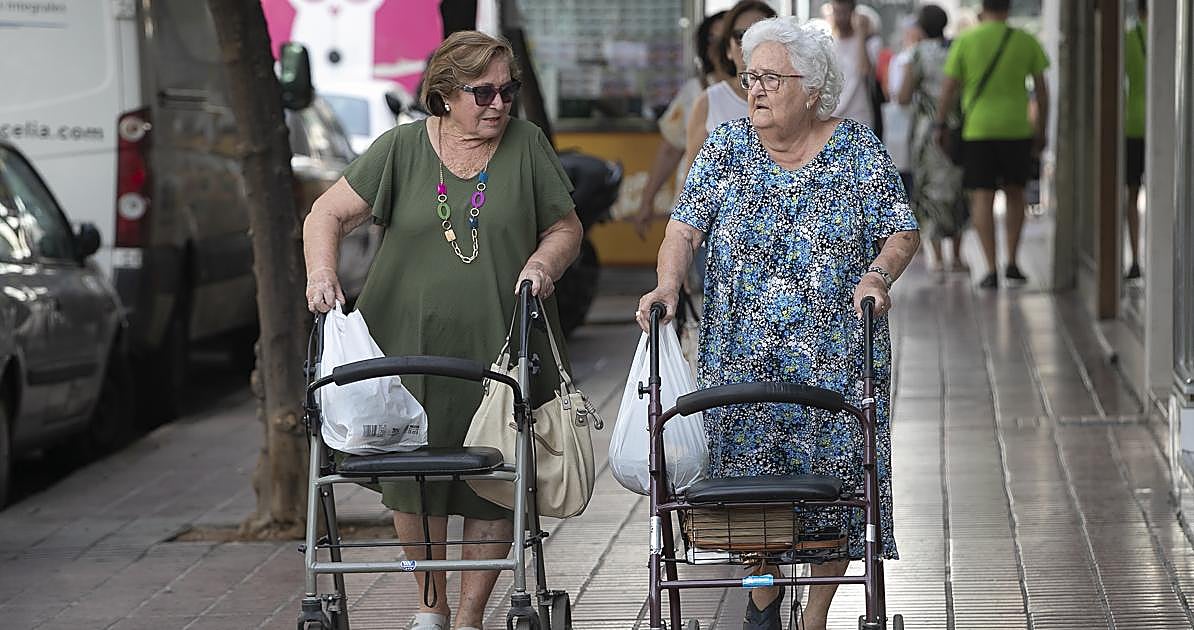 Los mayores supondrán ya el 31% de la población de Córdoba dentro de ...
