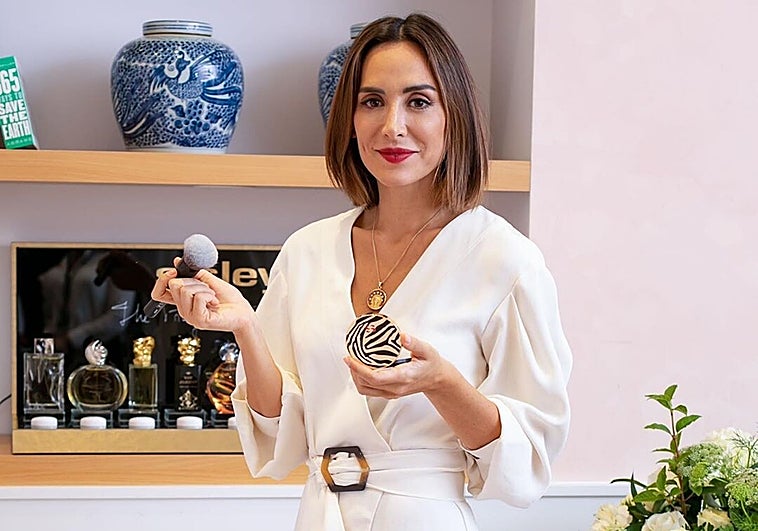 El vestido blanco de Tamara Falcó en su fiesta de pedida