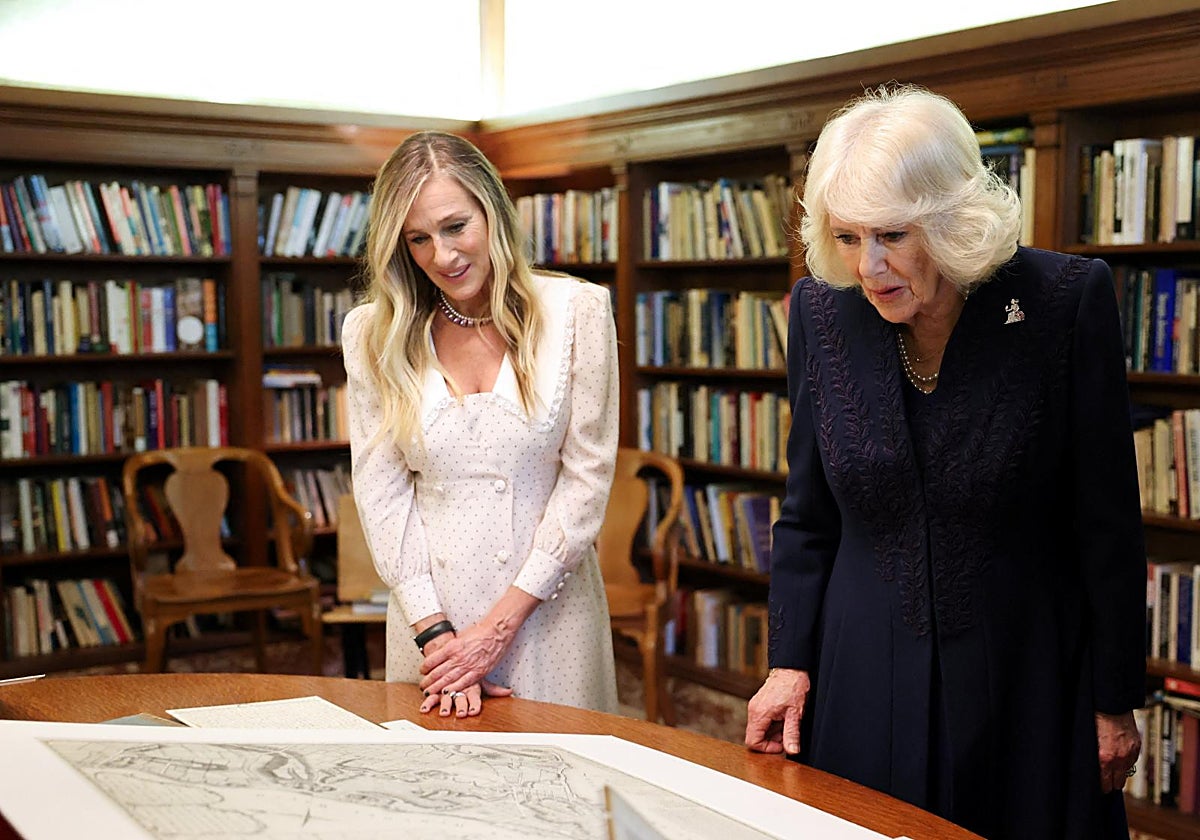 Sarah Jessica Parker, Anna Wintour y la reina Camila, tres estilos ...