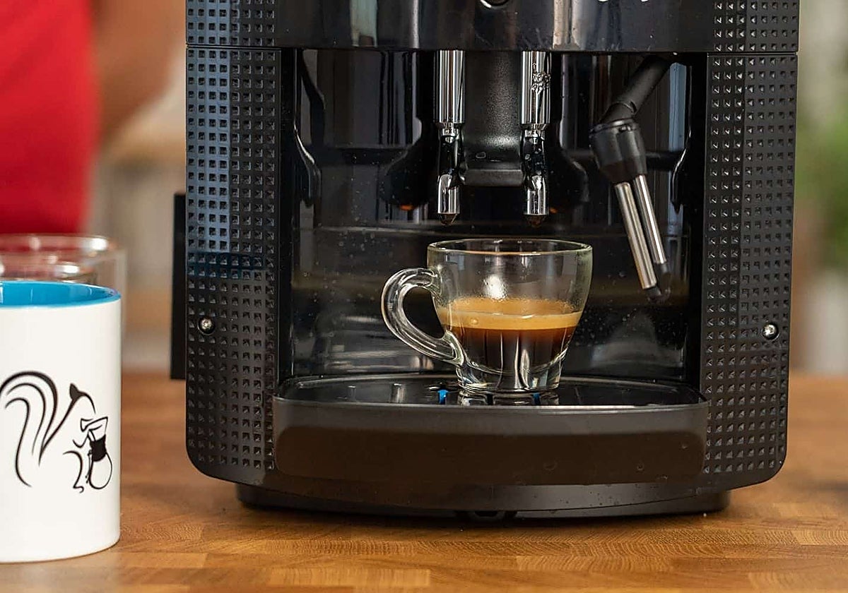 Eleva tus mañanas con la Krups Essential, la cafetera superautomática ...